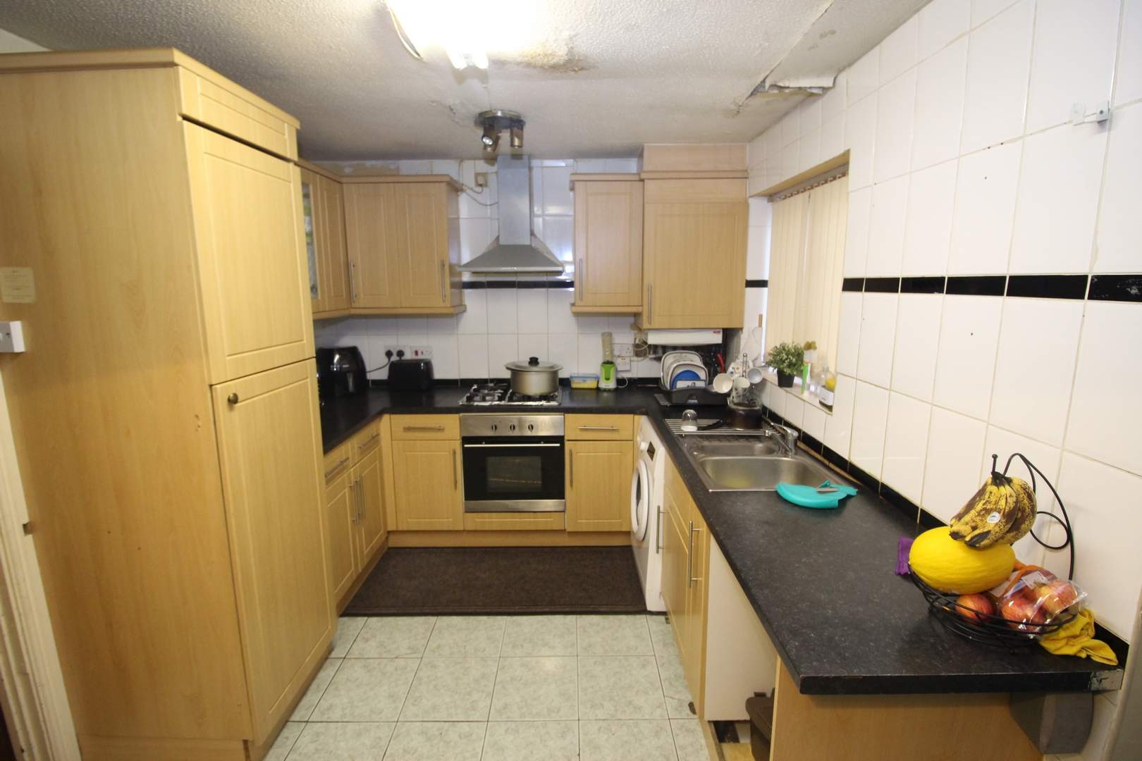 Roch Valley Way, Sudden, Rochdale 3 bed semi-detached house - £160,000