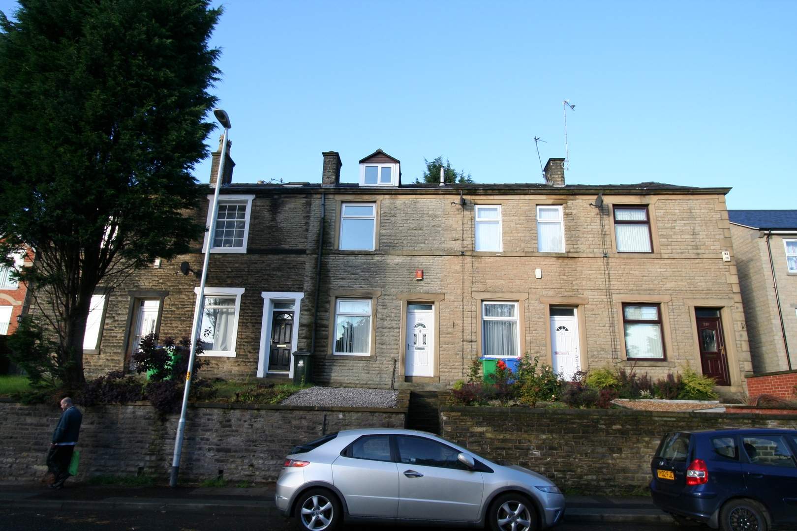 Whitworth Road,Cronkeyshaw, Rochdale 3 bed terraced house - £675 pcm (£ ...