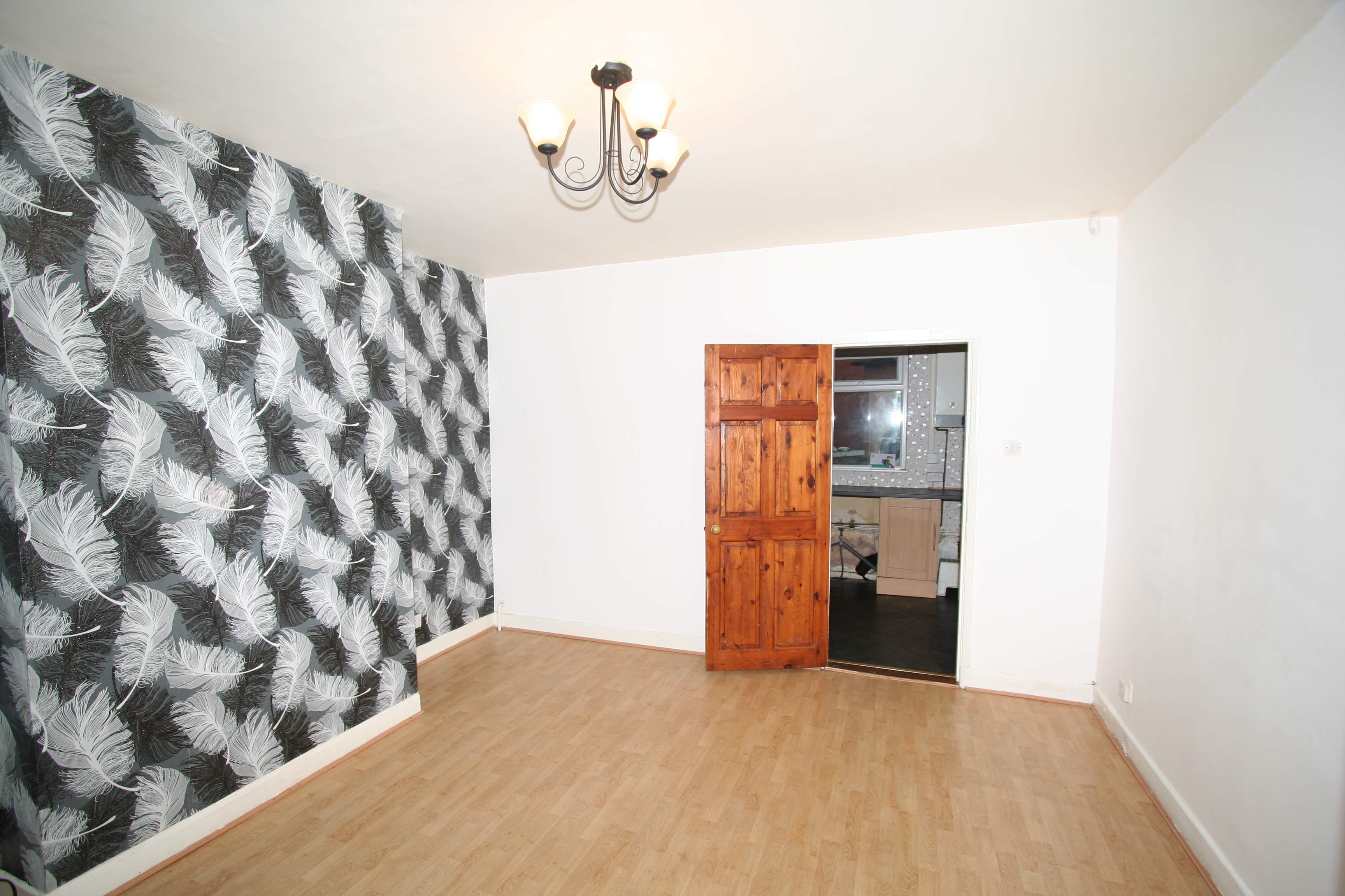 Brocklebank Road, Firgrove, Rochdale 2 bed semi-detached house - £500 ...